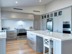 A grey Hampton kitchen showing its coastal heritage - Highland Kitchens